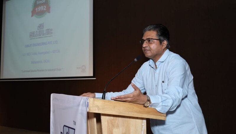 'स्वजित इंजिनिअरिंग' येथे "कन्व्हेयर चेन्स" वर तांत्रिक प्रशिक्षण